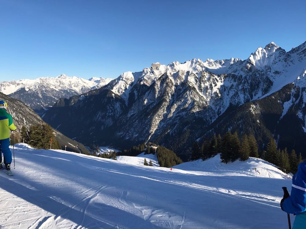 Skigebiet: Brandnertal - Ferien- und Seminarhütte im Montafon